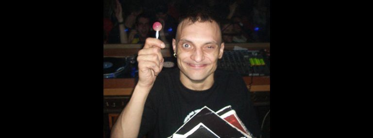 DJ PASTIS PIDE AYUDA PARA PODER DEJAR LAS DROGAS - FIESTA y BULLSHIT