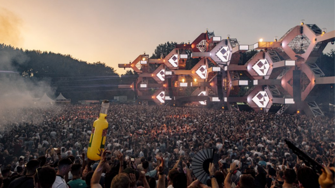 AWAKENINGS REVELA CARTEL DE SU NUEVO FESTIVAL DE VERANO. - FIESTA y BULLSHIT